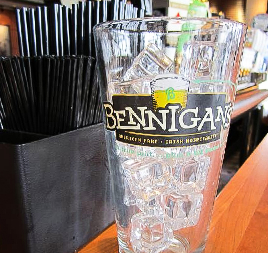 arthouse-design-work-bennigans-branding-logo-signage-wayfinding ...